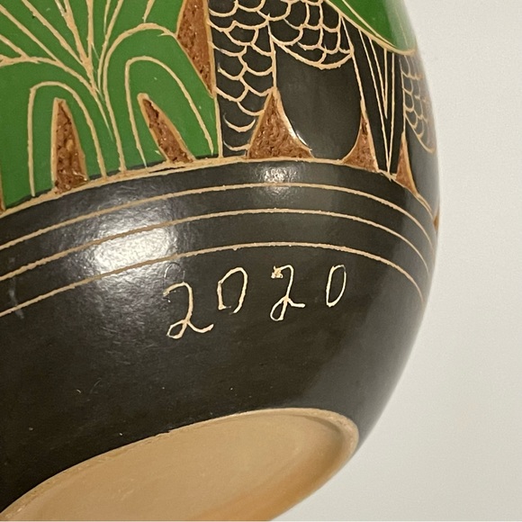 Accents | Costa Rica Art Pottery Vase Hand Carved Sea Turtles Celia ...